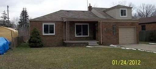 27933 Ruehle St, Saint Clair Shores, MI 48081 | Zillow