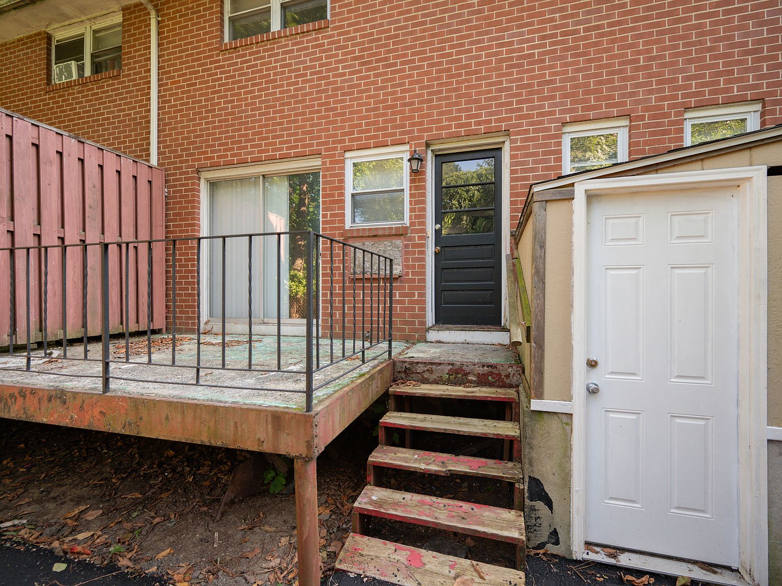 17 Howard Ct #D, East Hartford, CT 06108 | Zillow