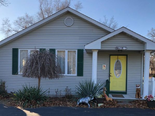 Sumava Resorts Lake Village Real Estate - Sumava Resorts Lake Village ...