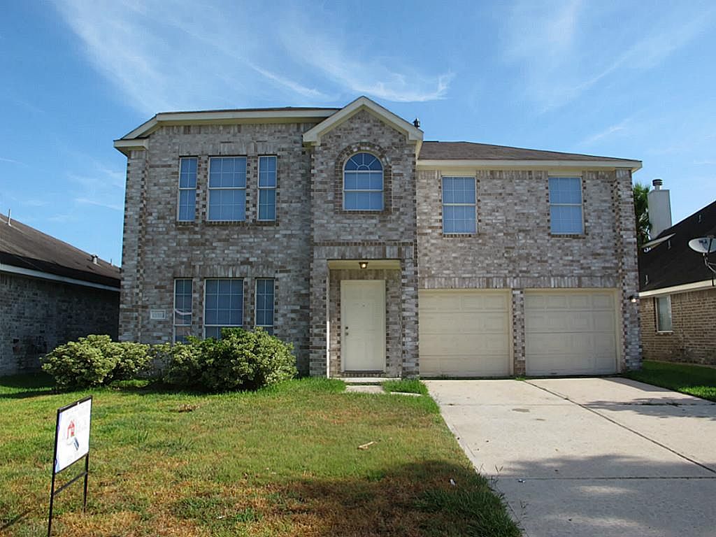 12323 Kings Path Ln, Houston, TX 77044 | Zillow