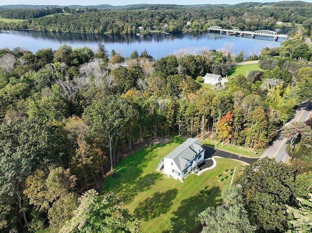 64 Bridge St, West Newbury, MA 01985 | MLS #73172459 | Zillow