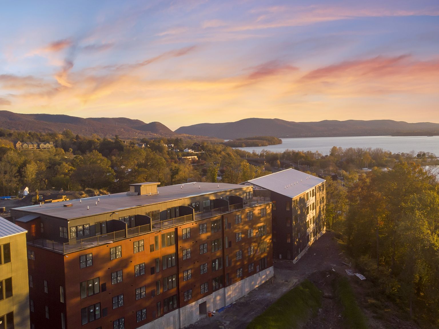 18 Edgewater Pl #205, Beacon, NY 12508 | Zillow