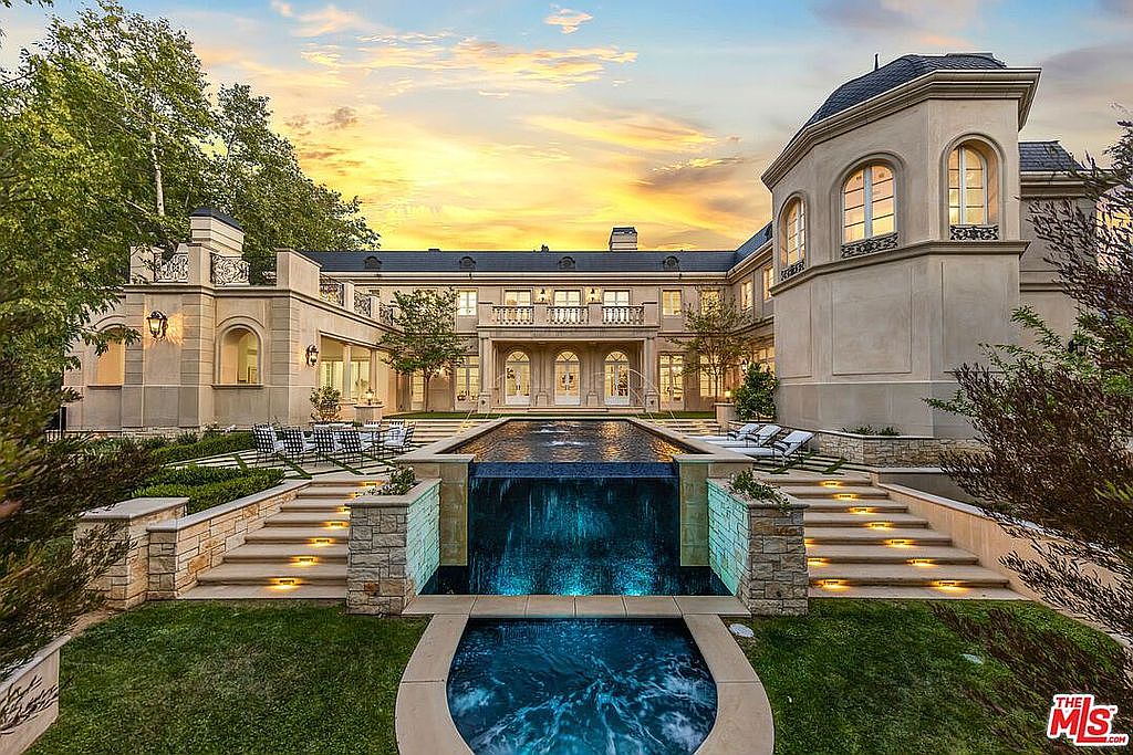 11630 Moraga Ln, Los Angeles, CA 90049 | Zillow