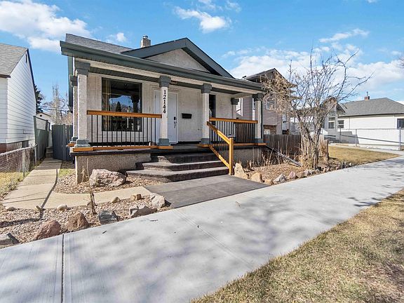 12144 92nd St NW, Edmonton, AB T5G 1B2 | MLS #E4382043 | Zillow