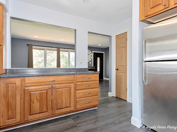 417 Deerpath Dr, Lindenhurst, IL 60046 | MLS #11913197 | Zillow