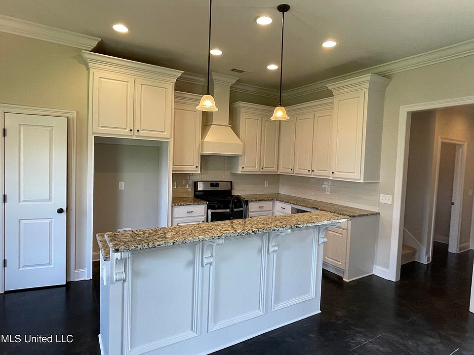 225 Greenfield Xing, Brandon, MS 39042 | Zillow