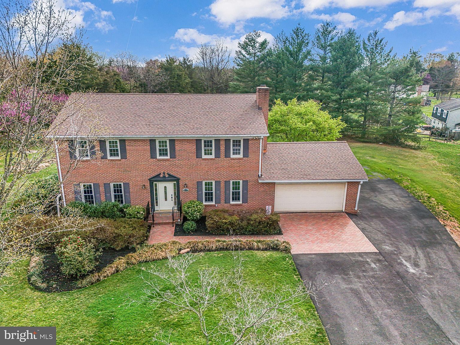 14008 Hunter Hill Ln, Nokesville, VA 20181 | Zillow