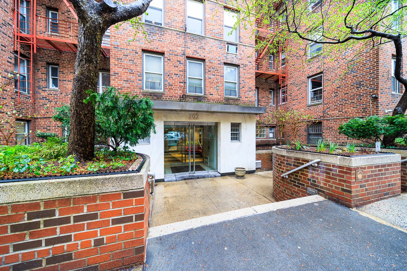 302 East 88th Street #6K in Yorkville, Manhattan | StreetEasy