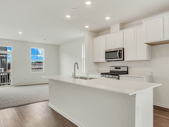 2164 Glacier St, Mundelein, IL 60060 | Zillow