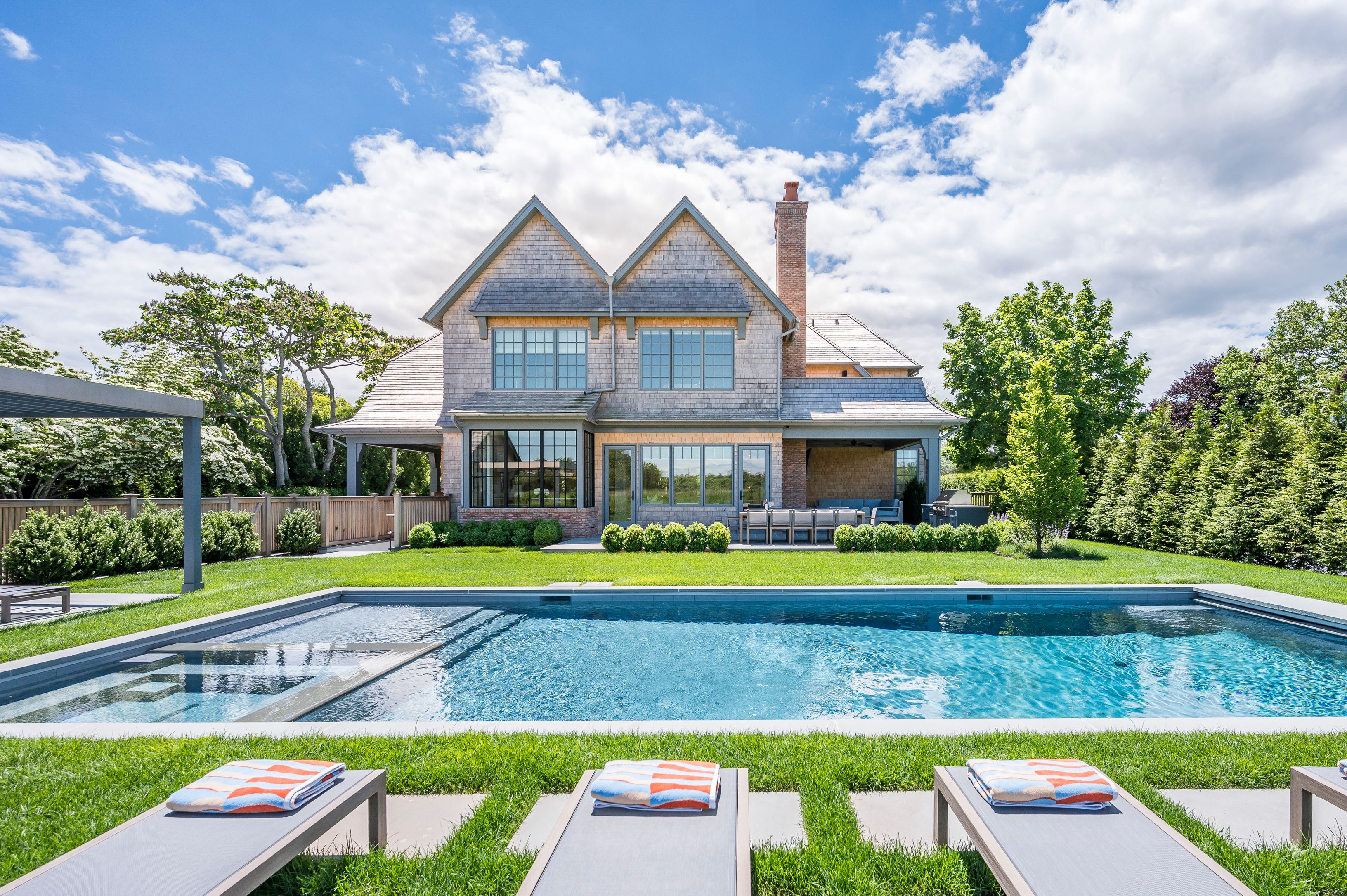 73 Pleasant Ln, Southampton, NY 11968 | Out East