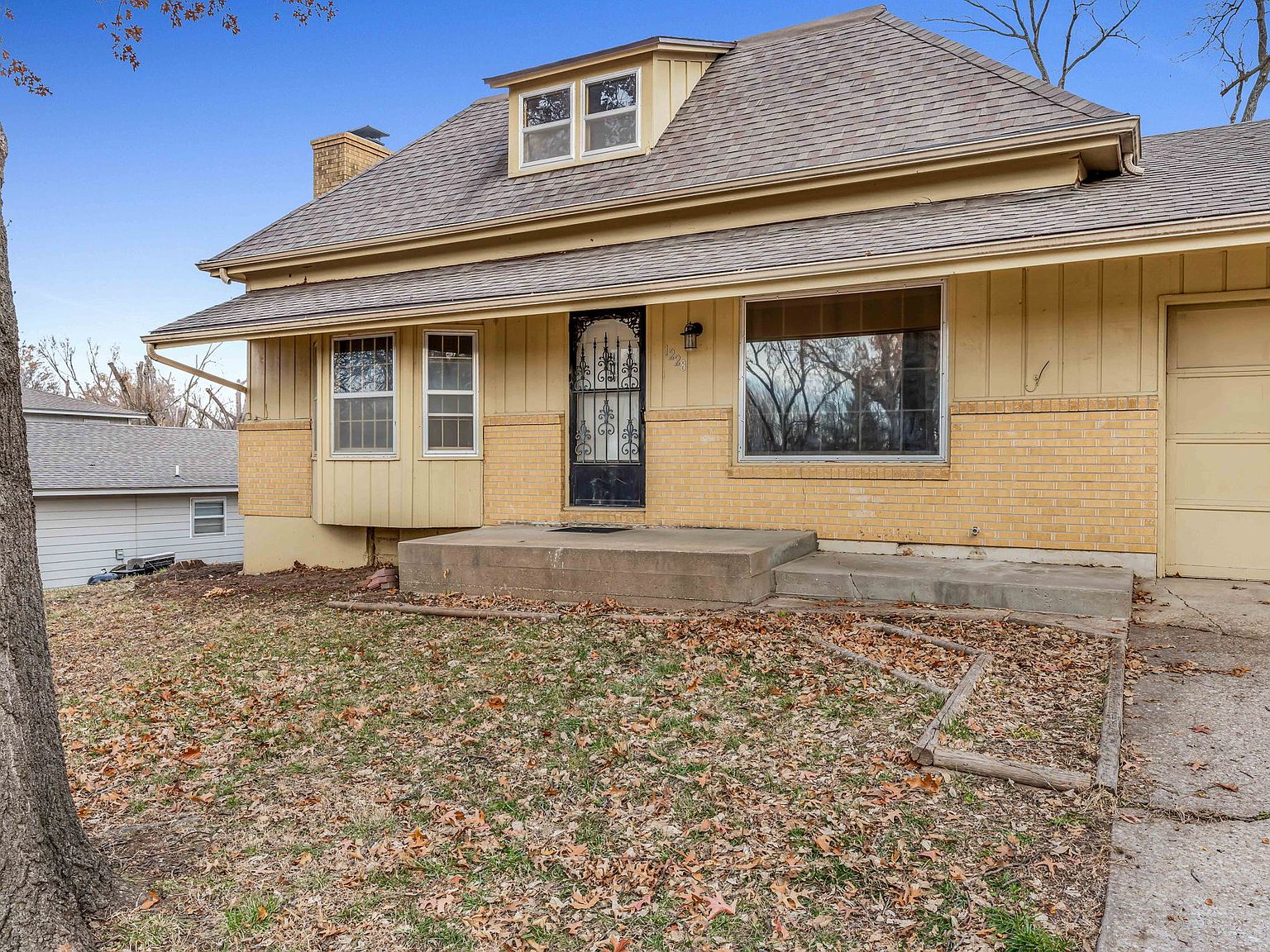 1228 Main St, Eudora, KS 66025 | Zillow