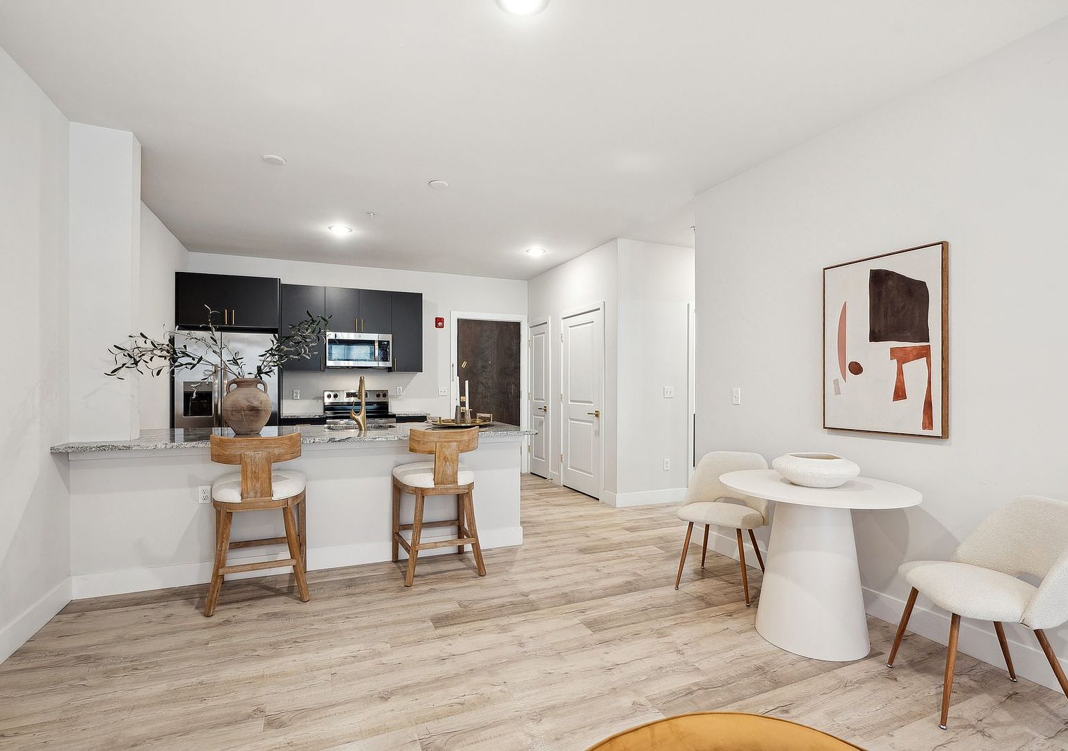 227 N Walnut St #211, East Orange, NJ 07017 | Zillow