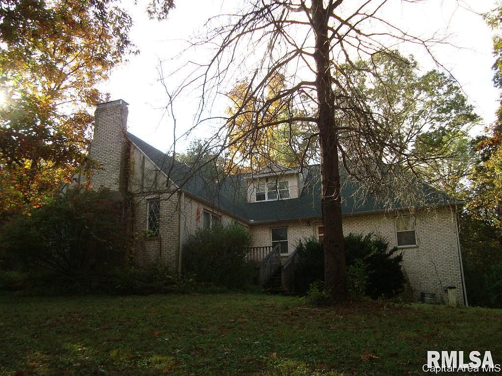 1968 Knox Rd #2400-N, Victoria, IL 61485 | Zillow
