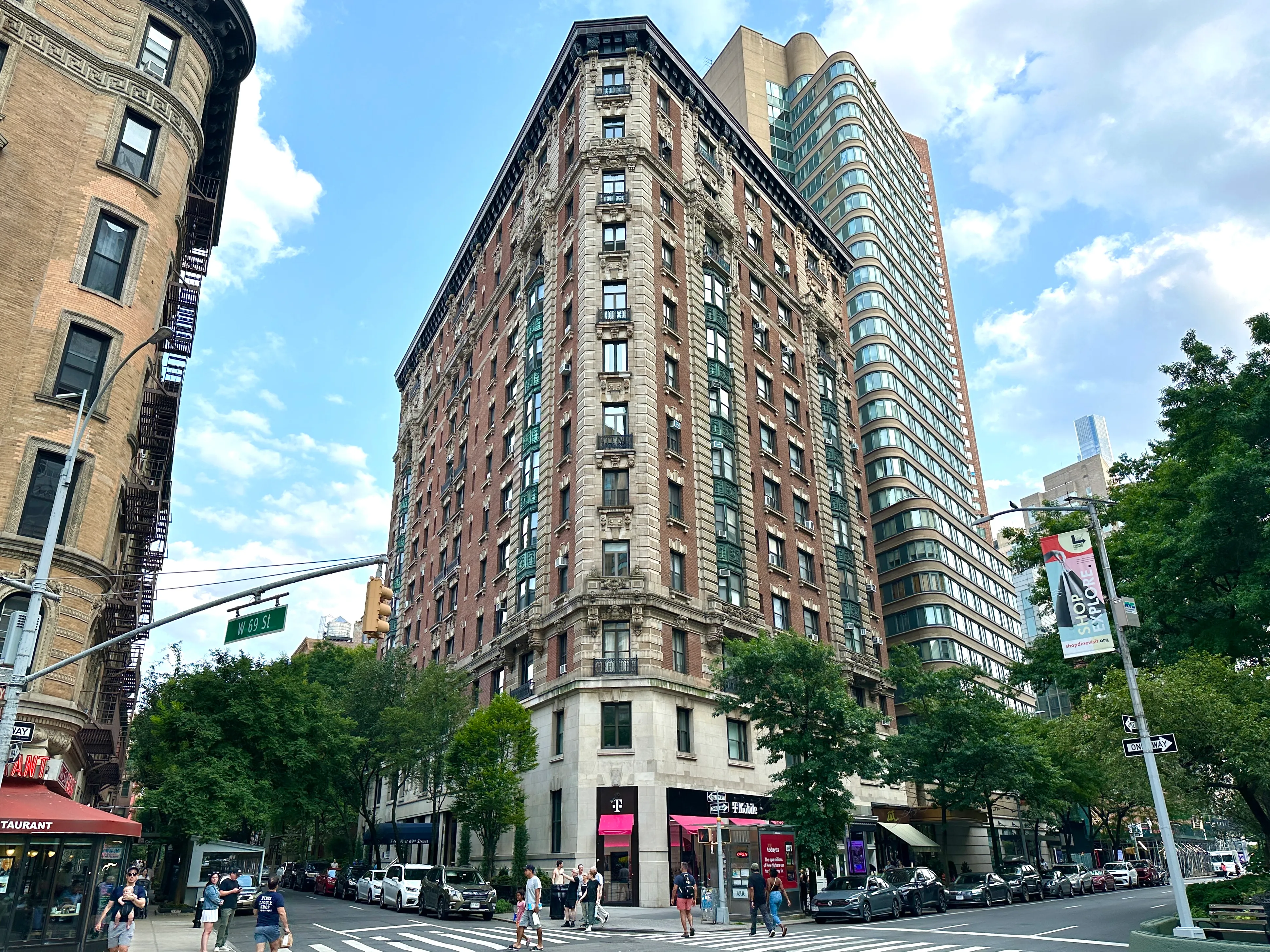 140 West 69th Street #84B in Lincoln Square, Manhattan | StreetEasy