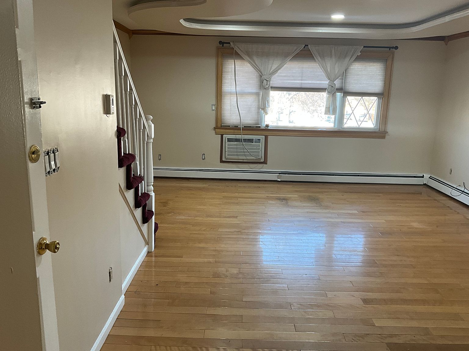 2712 Harding Ave #2, Bronx, NY 10465 | Zillow