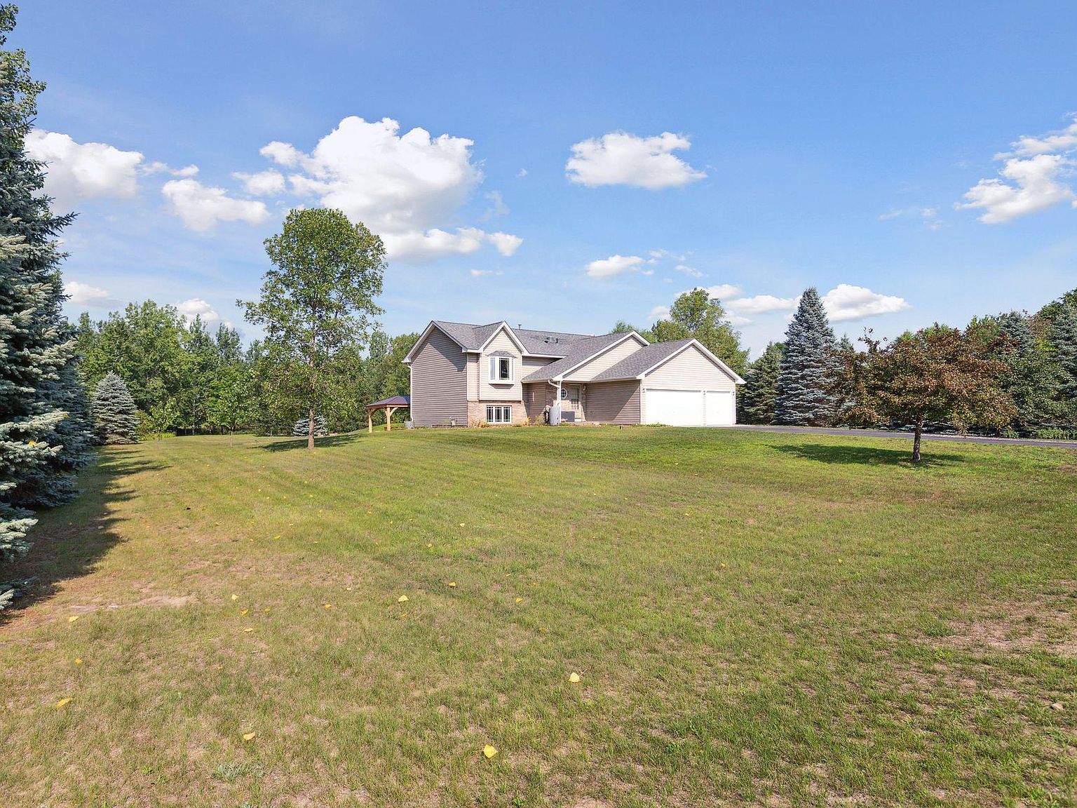21188 Rendova St NE, East Bethel, MN 55011 | Zillow