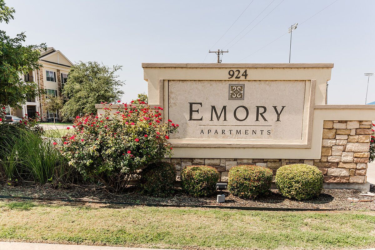 924 E Emory St #5203, Lubbock, TX 79403 | Zillow