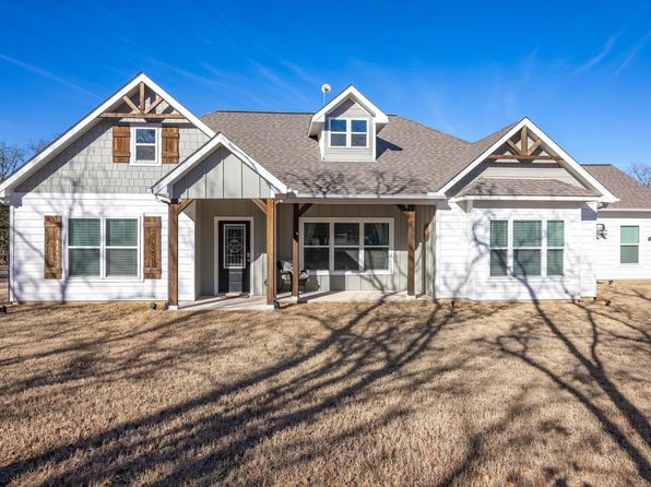 Silver Lakes Ranch - Sunset TX Real Estate - 18 Homes For Sale | Zillow