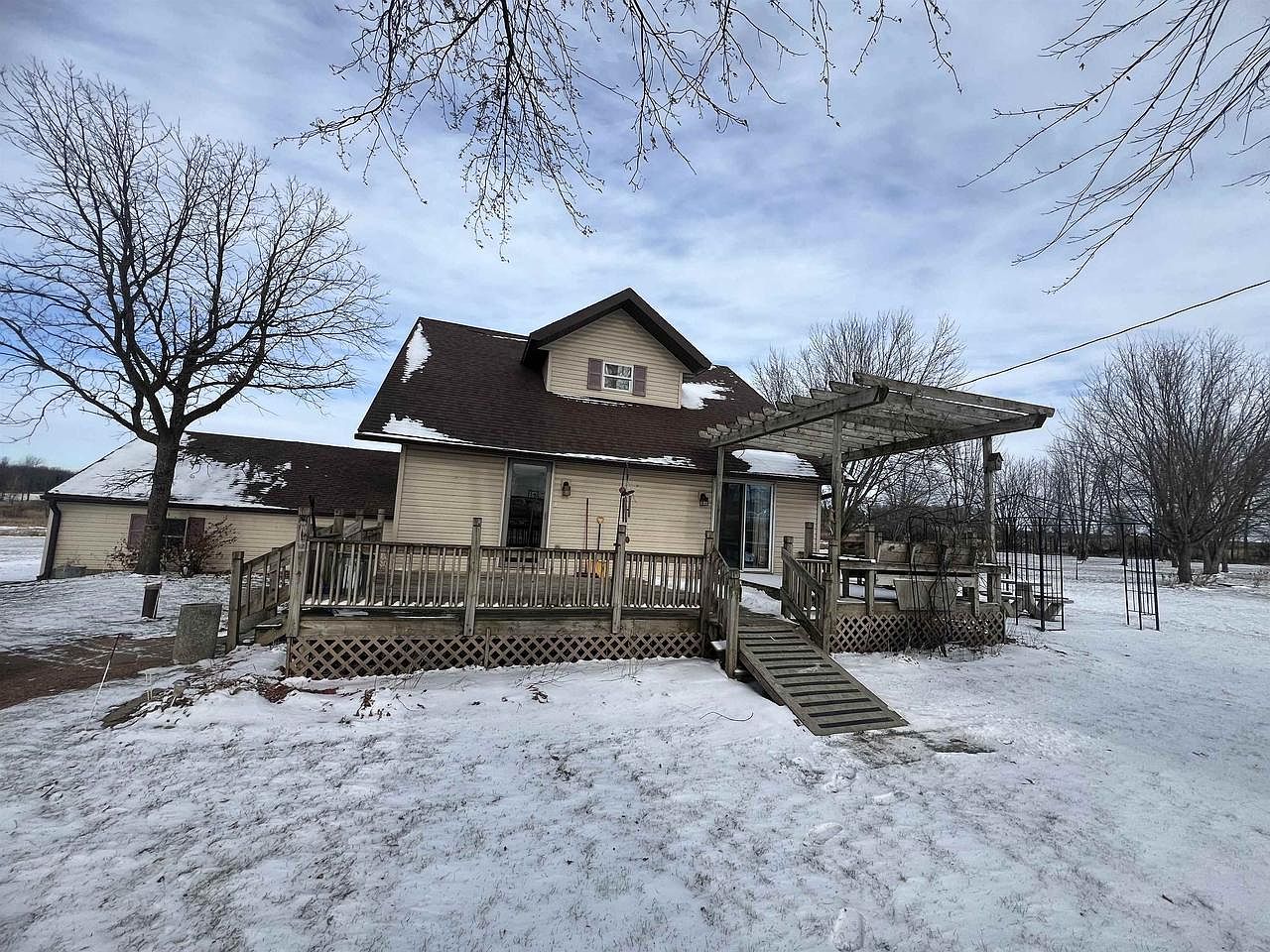 122108 HUCKLEBERRY ROAD, Edgar, WI 54426 | MLS #22235573 | Zillow
