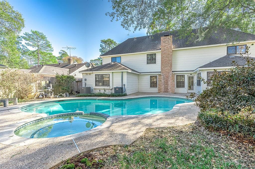 5614 Pebble Springs Dr, Houston, TX 77066 | Zillow