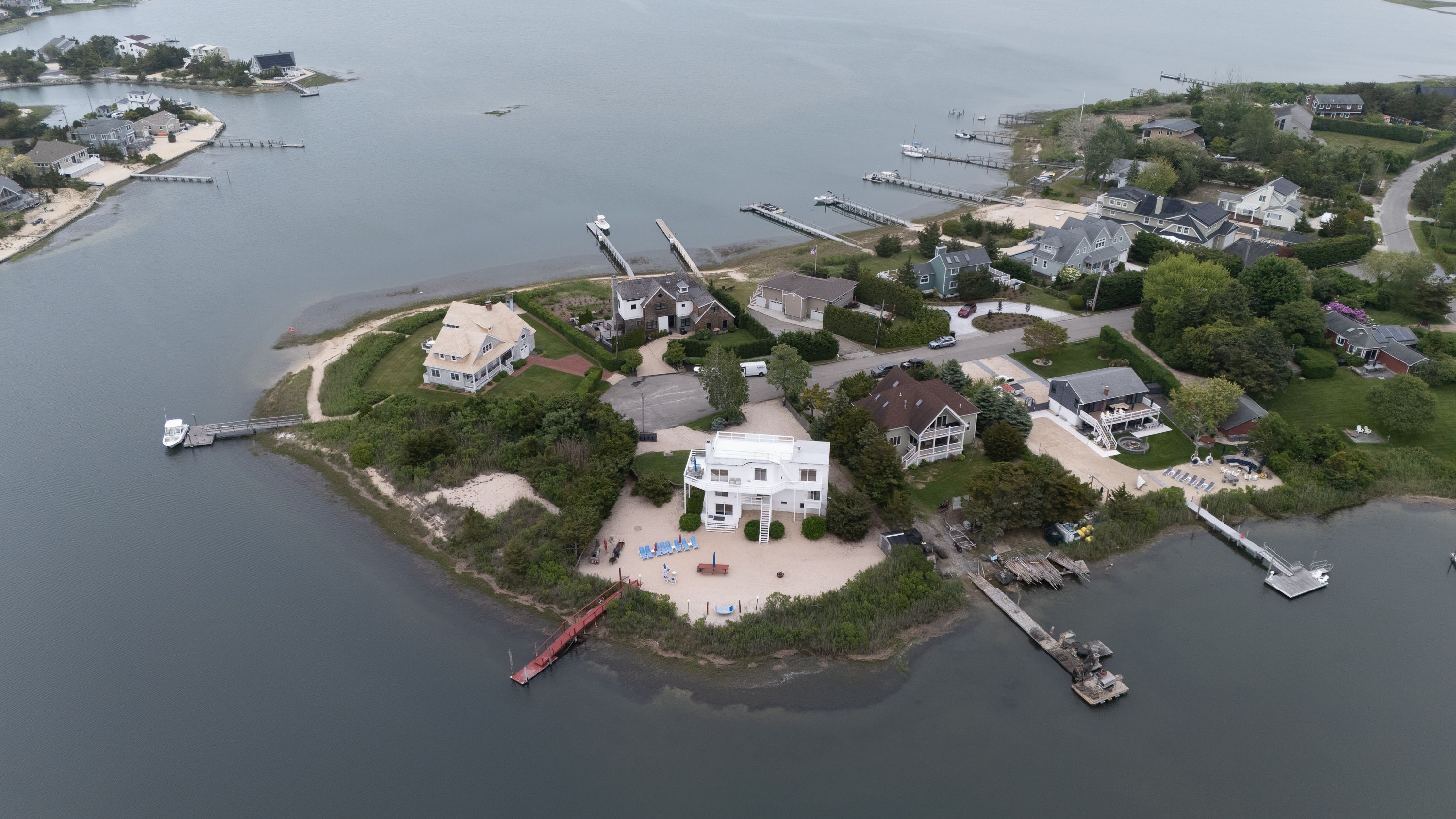 19 Cold Spring Ct, Southampton, NY 11968 | Out East