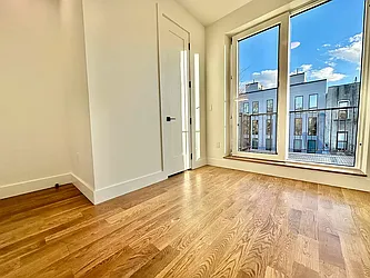 How To Negotiate Rent on a New York City Apartment| StreetEasy