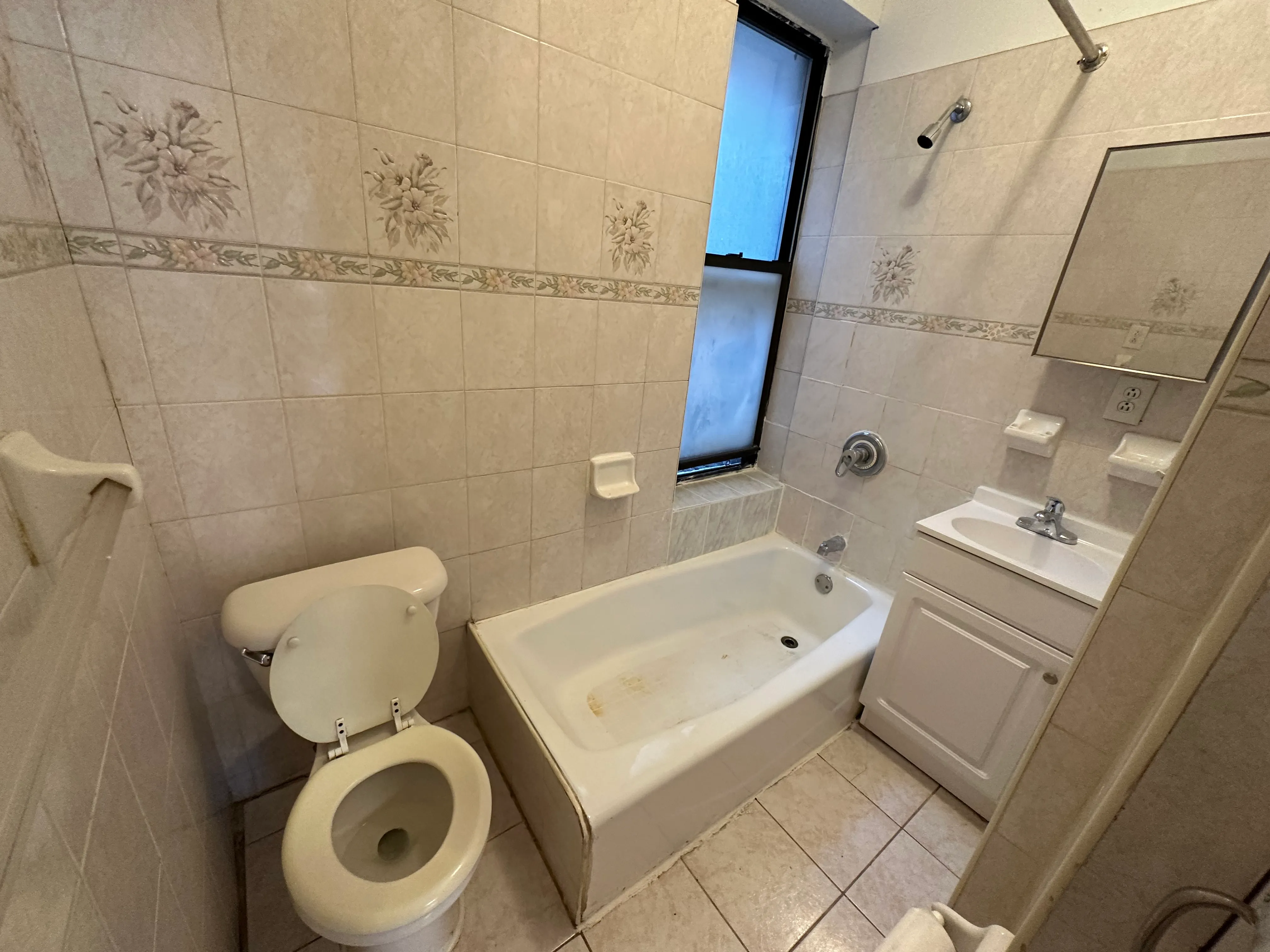 188 Orchard Street #UNIT7 in Lower East Side, Manhattan | StreetEasy
