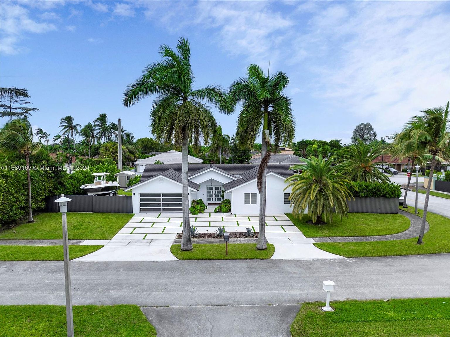 14501 SW 160th Ter, Miami, FL 33177 | Zillow