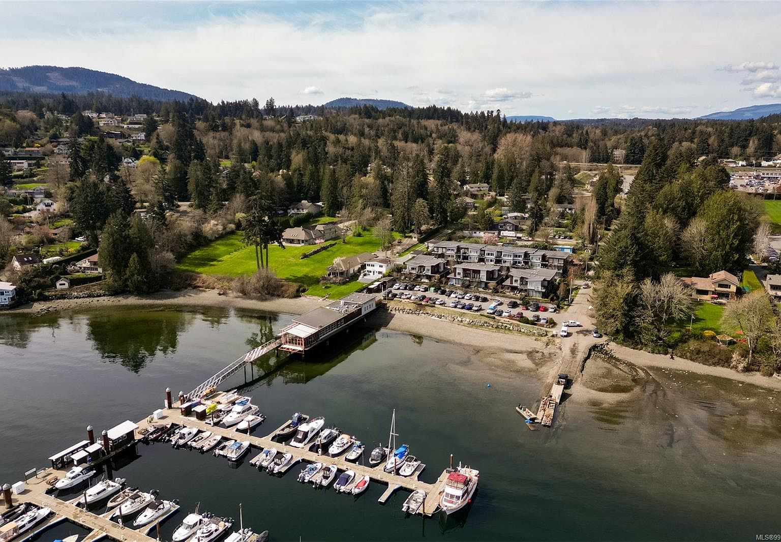 744 Handy Rd #101, Cowichan Valley, BC V0R 2P1 | MLS #995209 | Zillow