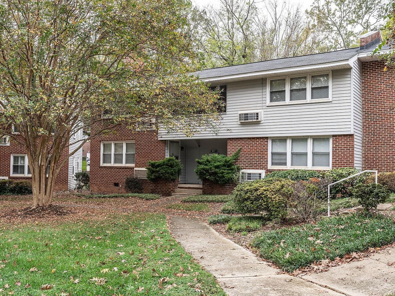 627 Daniels St APT C, Raleigh, NC 27605 | Zillow
