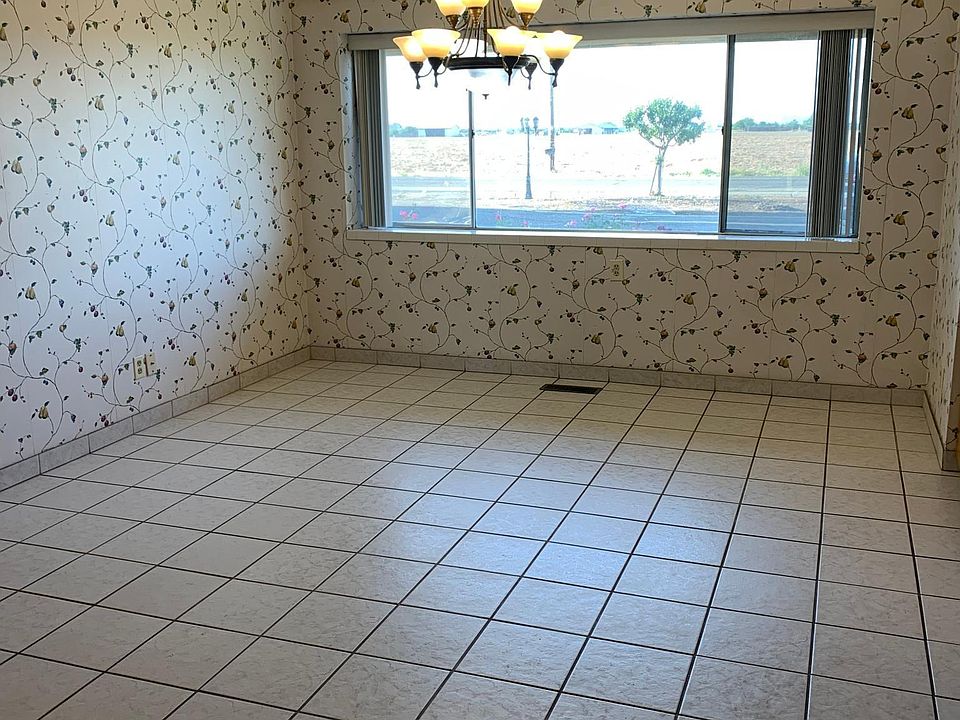 9135 E North Ave, Sanger, CA 93657 | Zillow