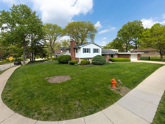 815 Santa Maria Dr, Naperville, IL 60540 | Zillow