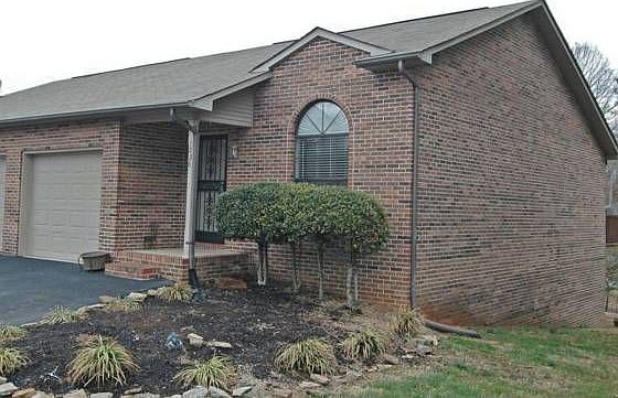 1226 Karina Cir, Maryville, TN 37804 | Zillow