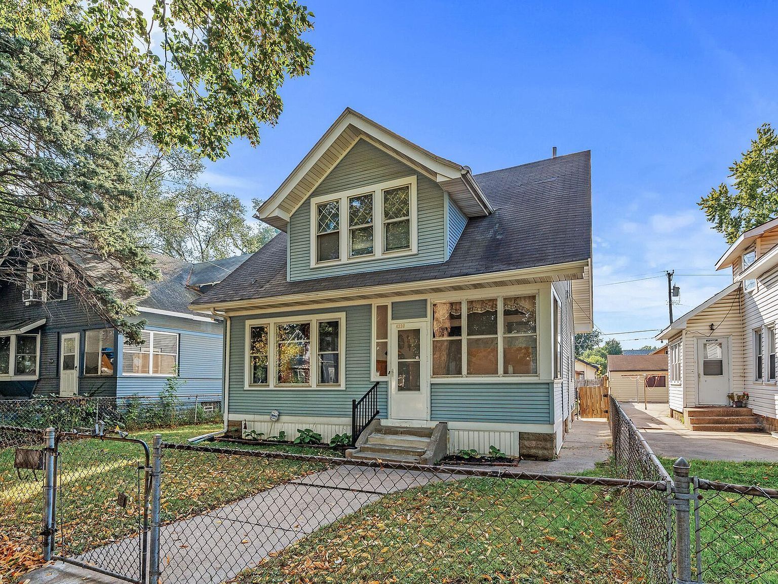 4339 Girard Ave N, Minneapolis, MN 55412 | Zillow