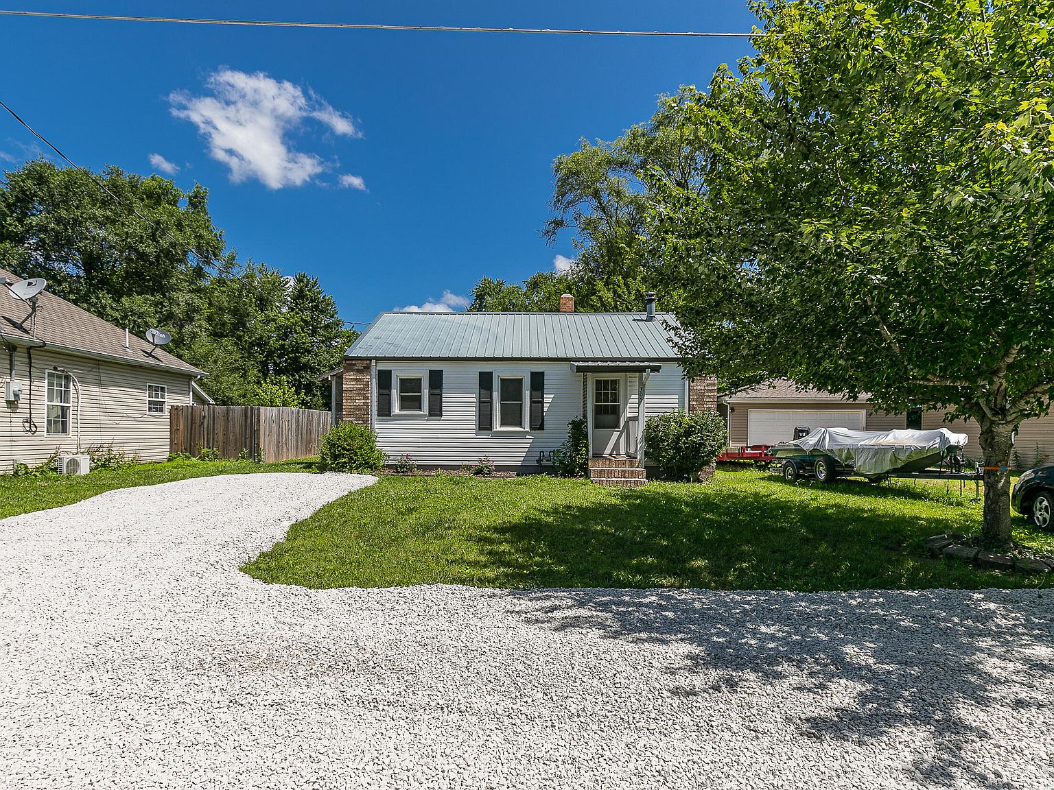 305 Hayes Avenue, Clever, MO 65631 | Zillow