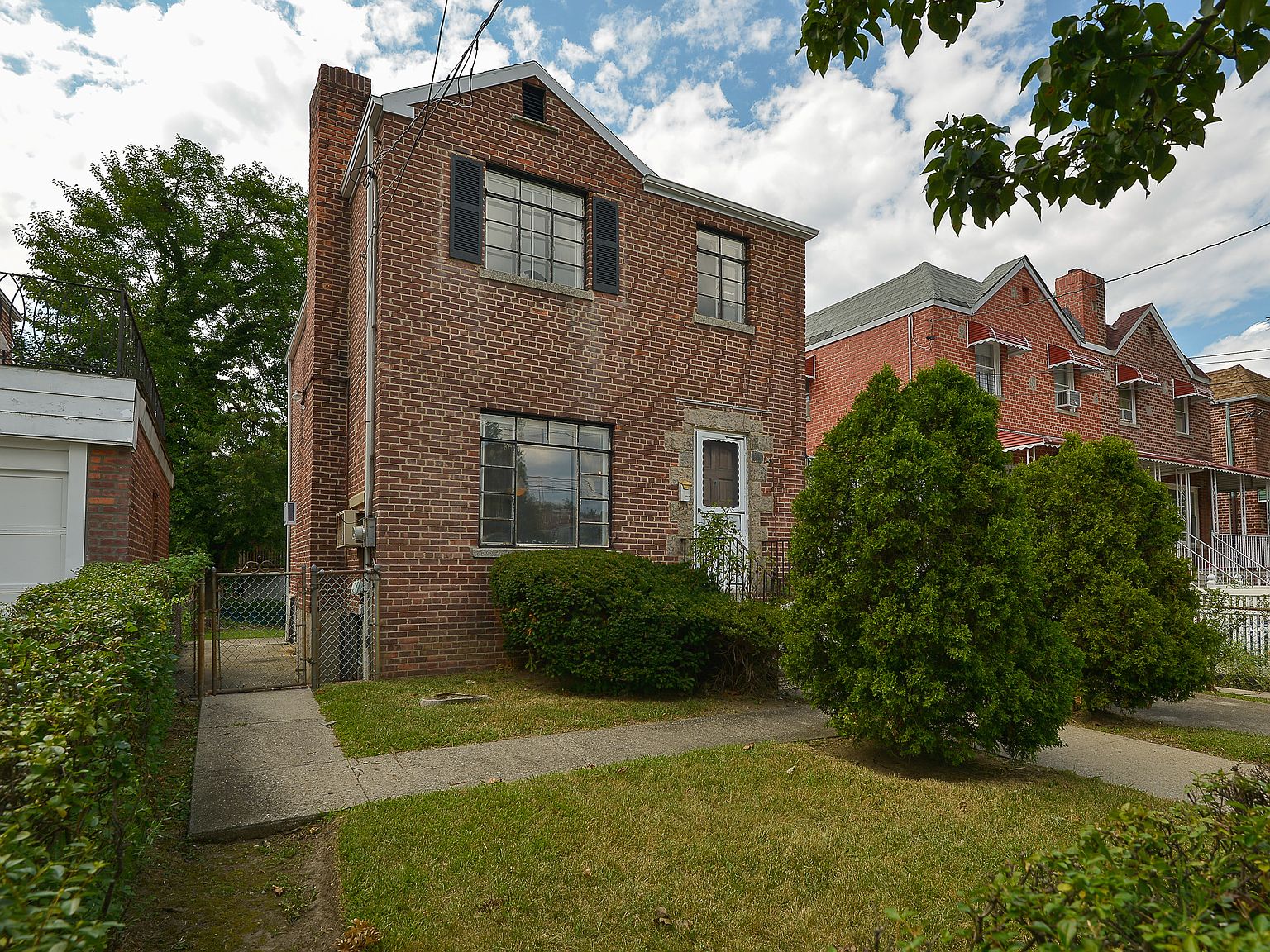 2529 Fish Ave, Bronx, NY 10469 | Zillow