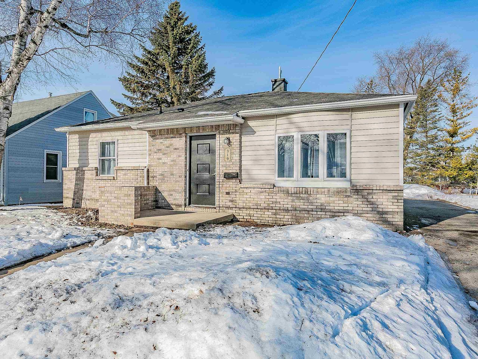 319 S Lee St, Appleton, WI 54915 | Zillow