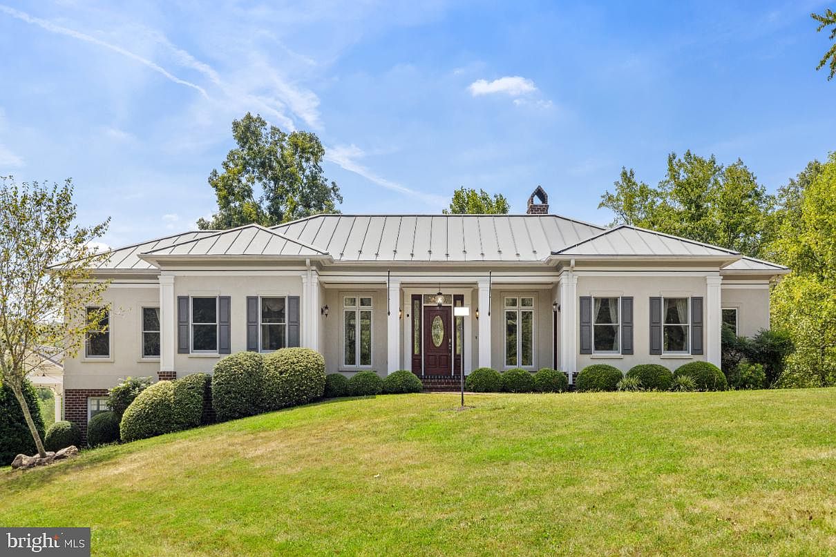 12147 Moss Hollow Rd, Markham, VA 22643 | Zillow
