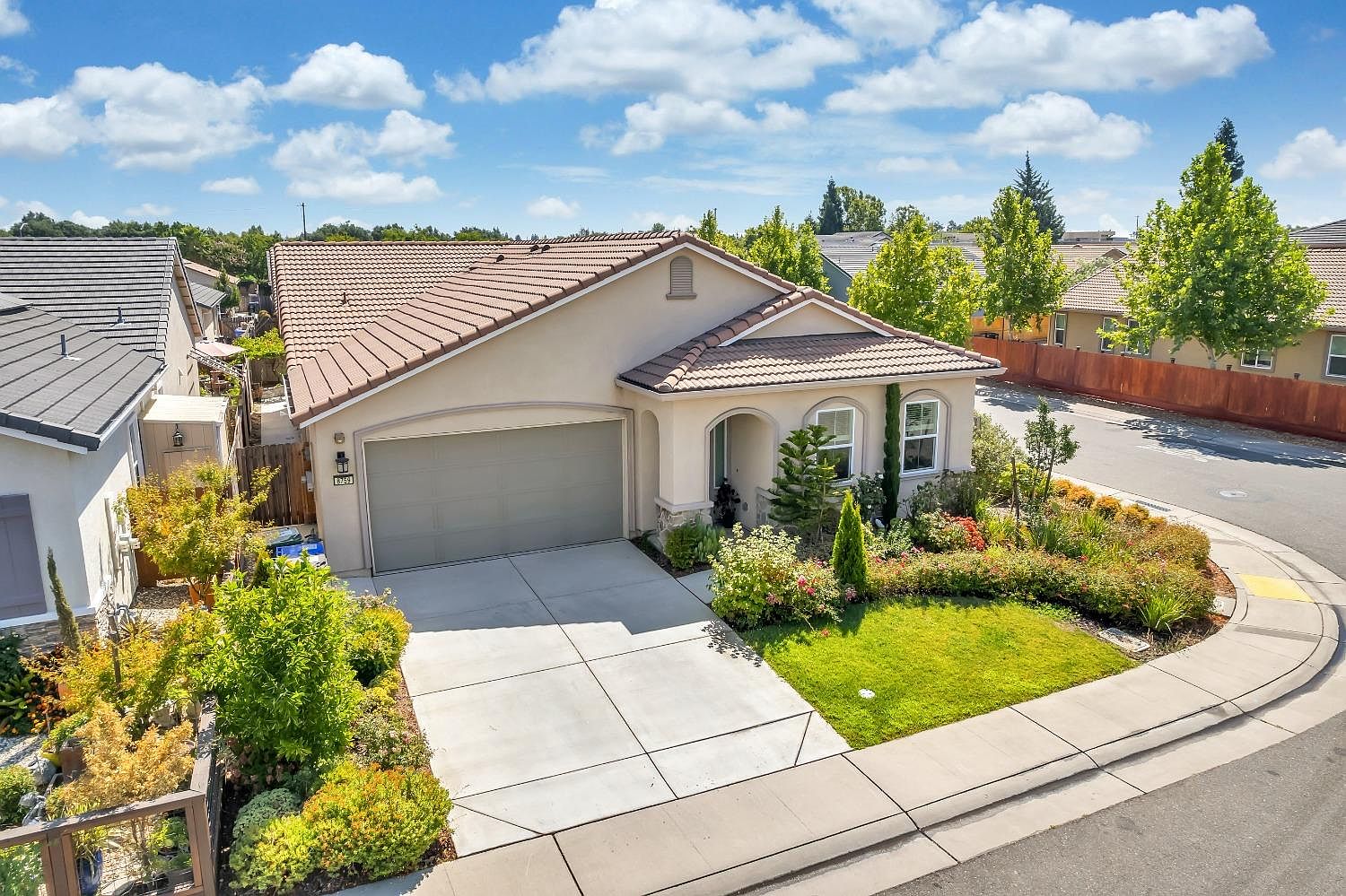8759 Summer Sun Way, Elk Grove, CA 95624 | Zillow