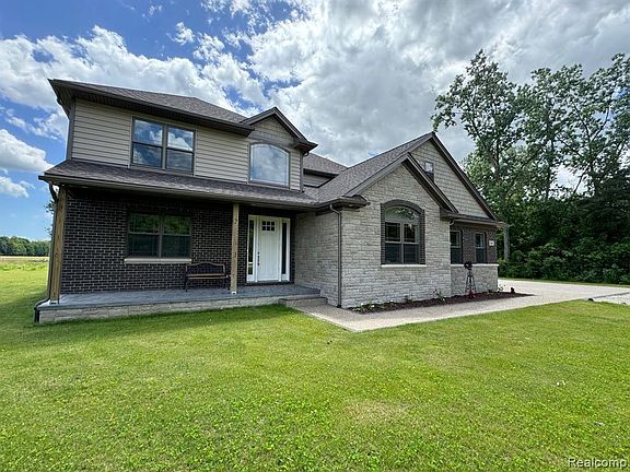 10413 Puttygut Rd, Casco, MI 48064 | MLS #20240021138 | Zillow