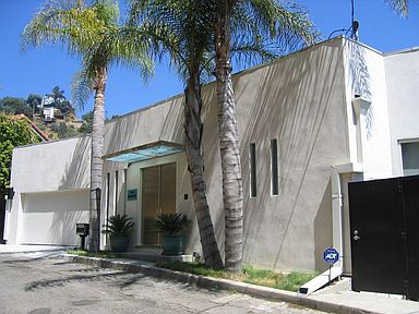 1672 Mountcrest Ave, Los Angeles, CA 90069 | Zillow