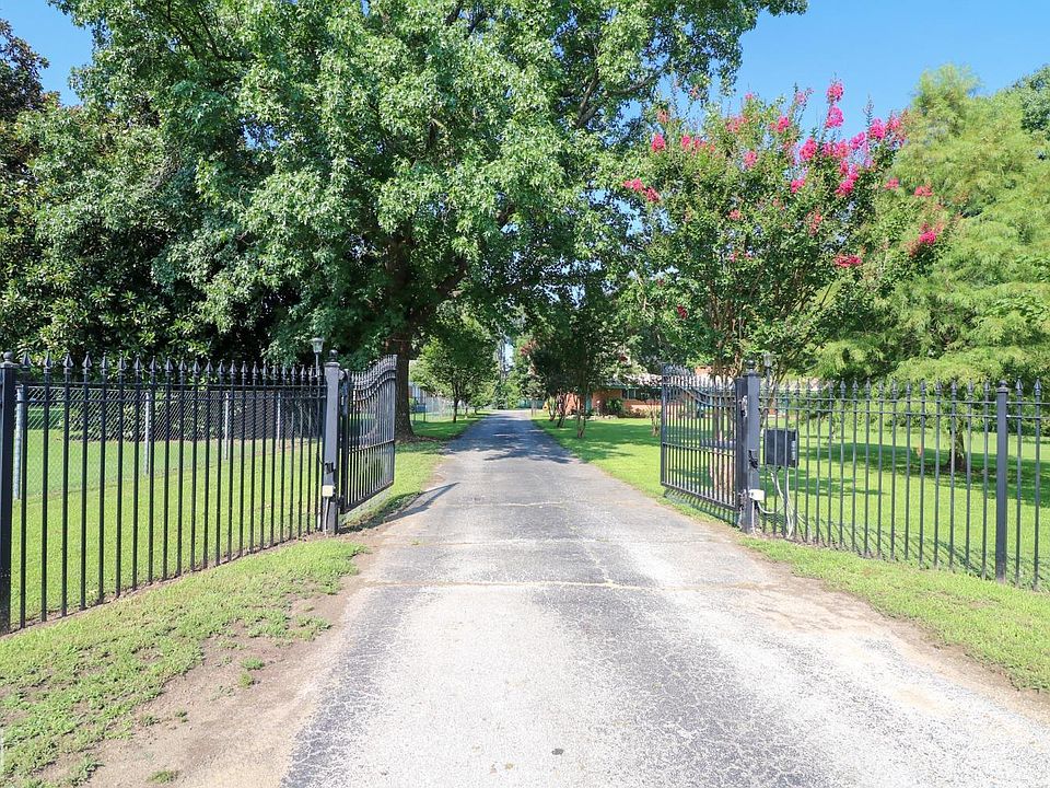 609 Highway 463 N, Trumann, AR 72472 | MLS #10107122 | Zillow