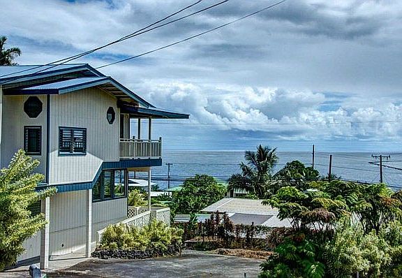 16 Haaheo Rd, Hilo, HI 96720 | Zillow