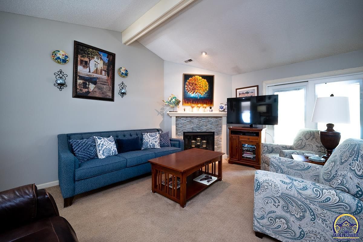 5855 SW 22nd Ter APT 4, Topeka, KS 66614 | Zillow
