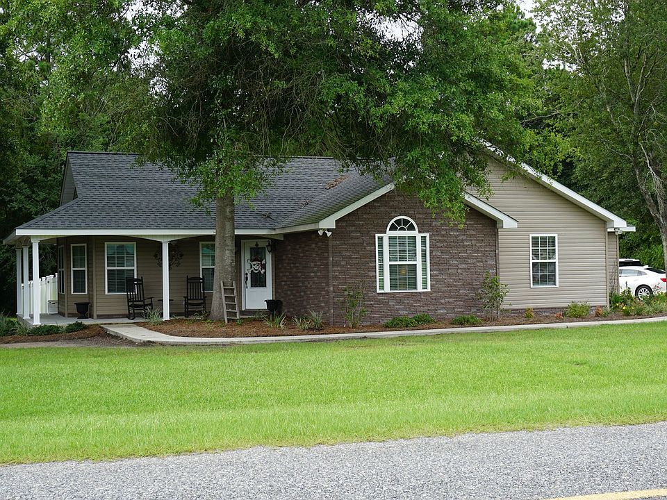 57 Brandon St, Baxley, GA 31513 | Zillow