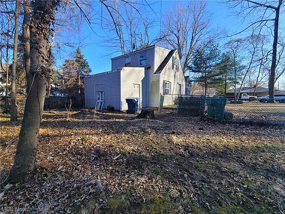 37880 Green Dr, Eastlake, OH 44095 | MLS #4443087 | Zillow