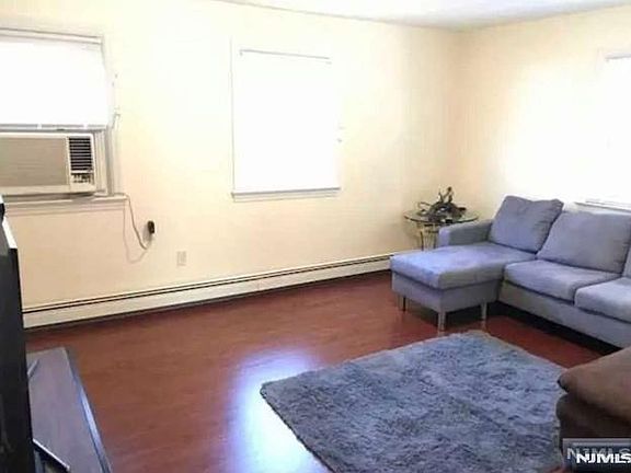 47 Hasbrouck Ave UNIT 2, Emerson, NJ 07630 | Zillow
