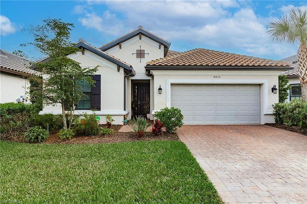 8876 Scarlotti Pl, Naples, FL 34119 | MLS #225008296 | Zillow
