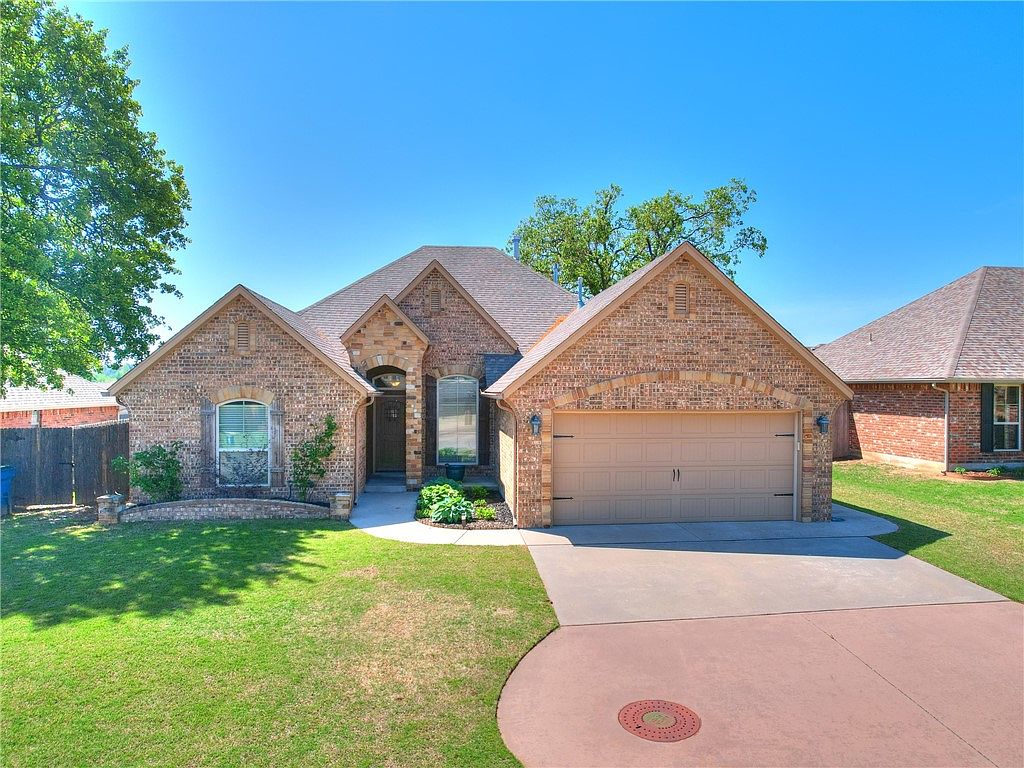 10826 Garrett Cole Dr, Midwest City, OK 73130 | Zillow