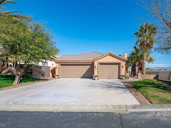 2520 Links Dr, Laughlin, NV 89029 | MLS #2559967 | Zillow